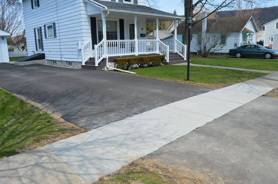 Sidewalk – Ed Hulme General Contractor